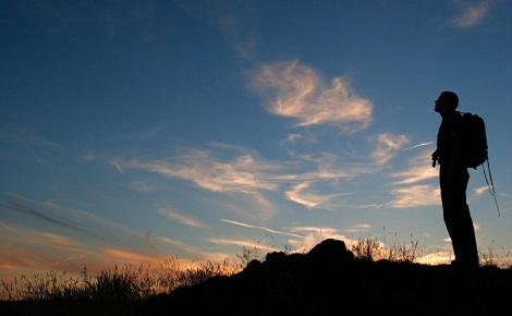 Essential Tips for Moonlight Hiking