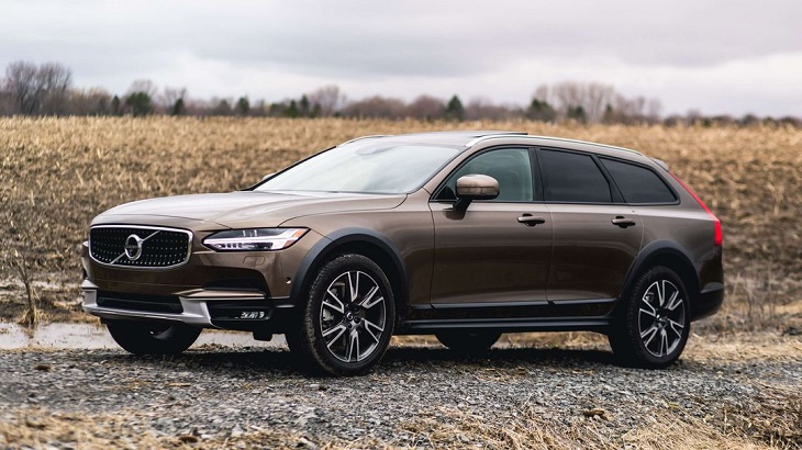 Best Road Trip Car: What Should You Look for?