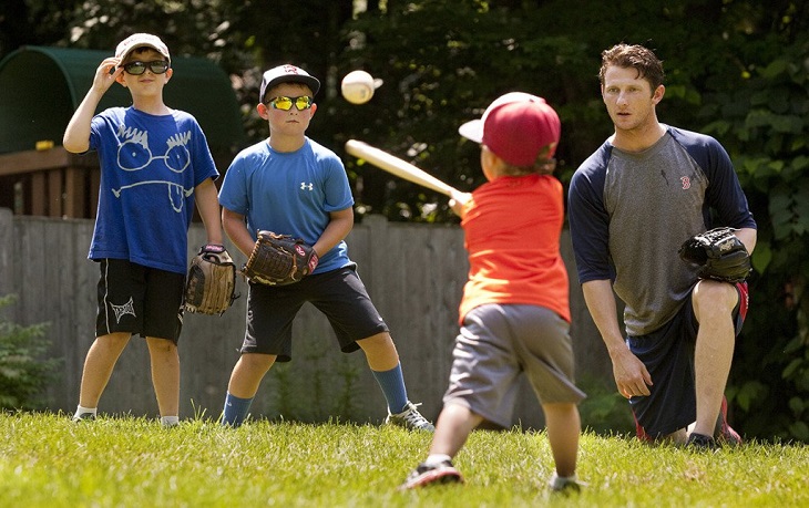10 Interesting Backyard Activities for the Whole Family